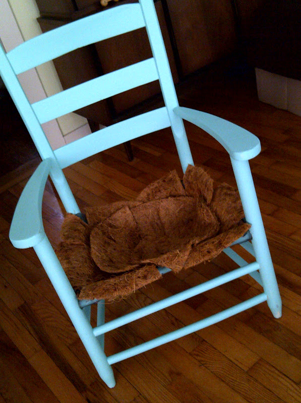USASillyYaks: Old chair with a new purpose.....craftyness!!