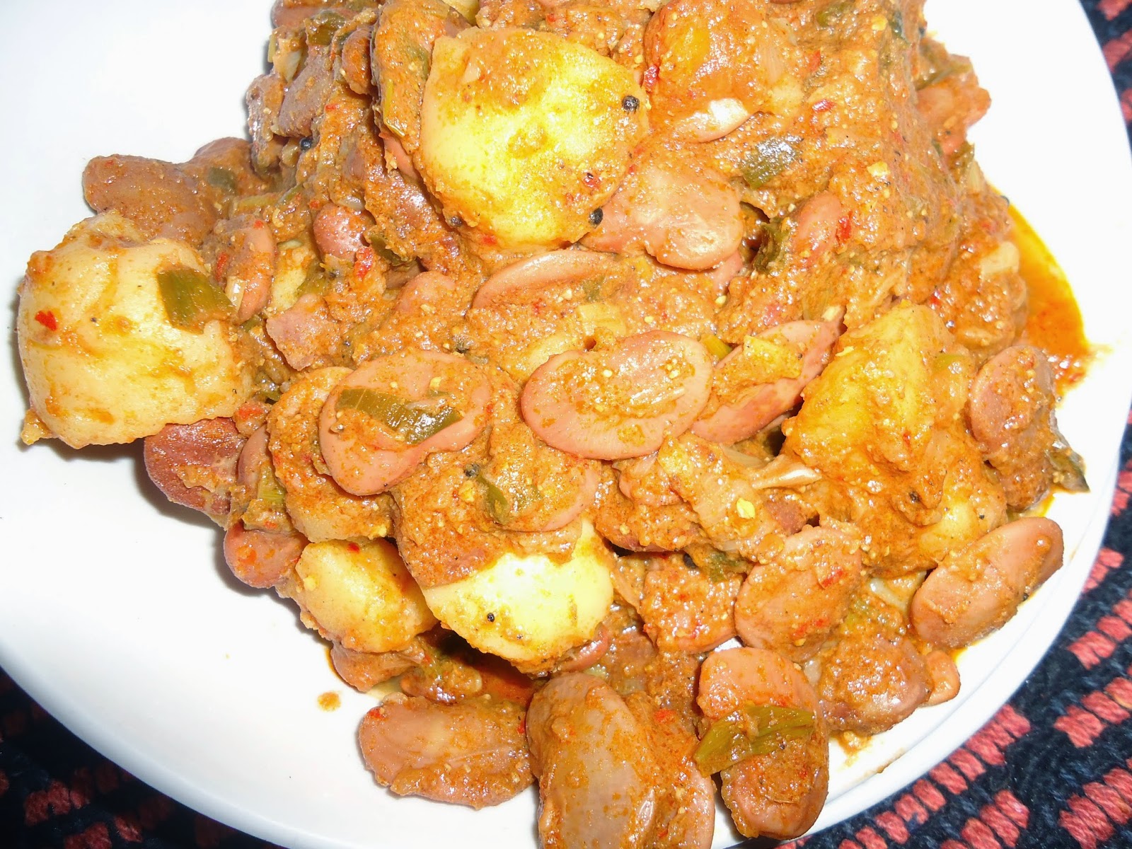 Kusuma's Abhiruchi: Fresh Double Beans Curry