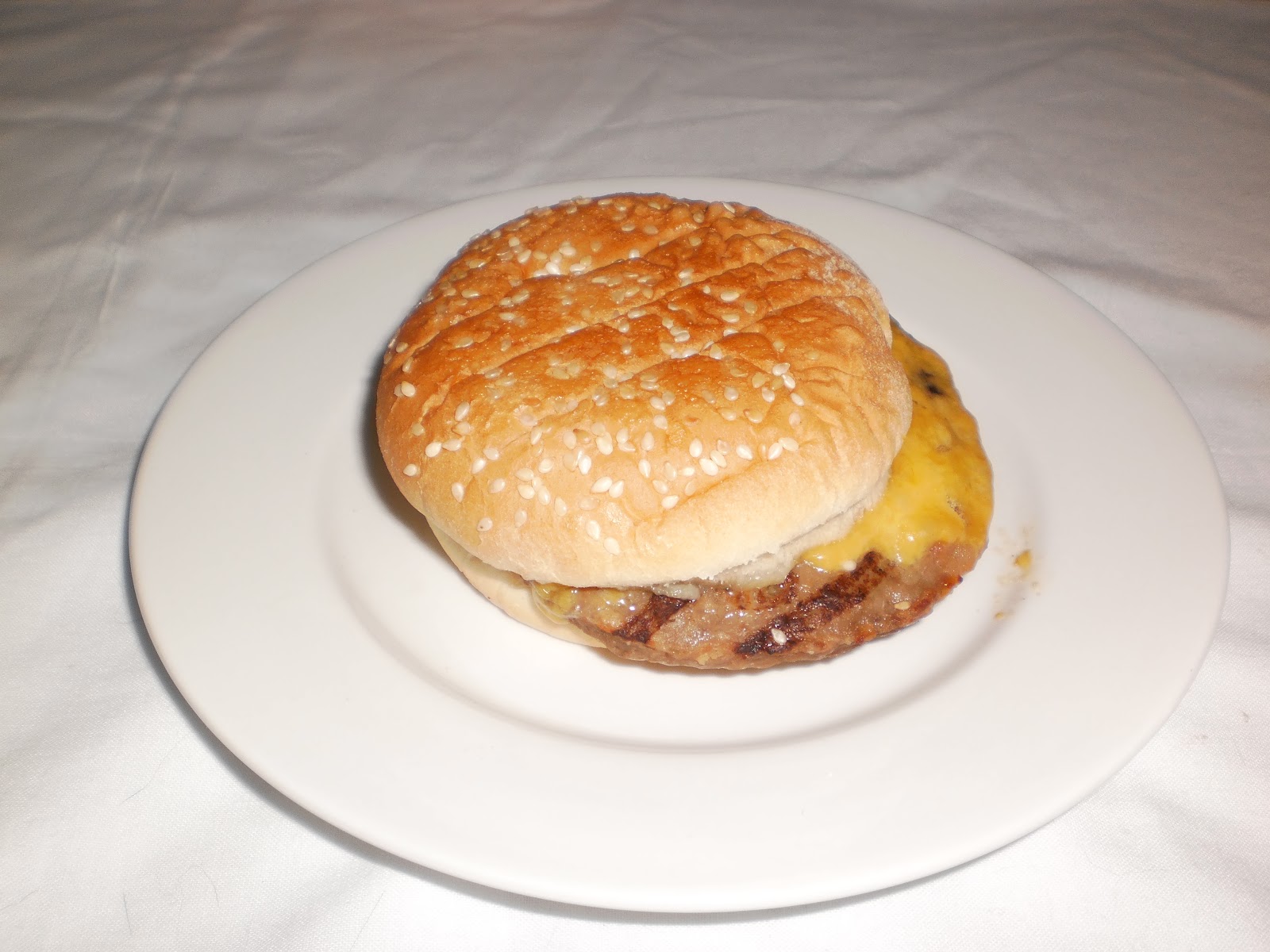 Junk Food Journal: I&J Microwaveable Cheeseburger