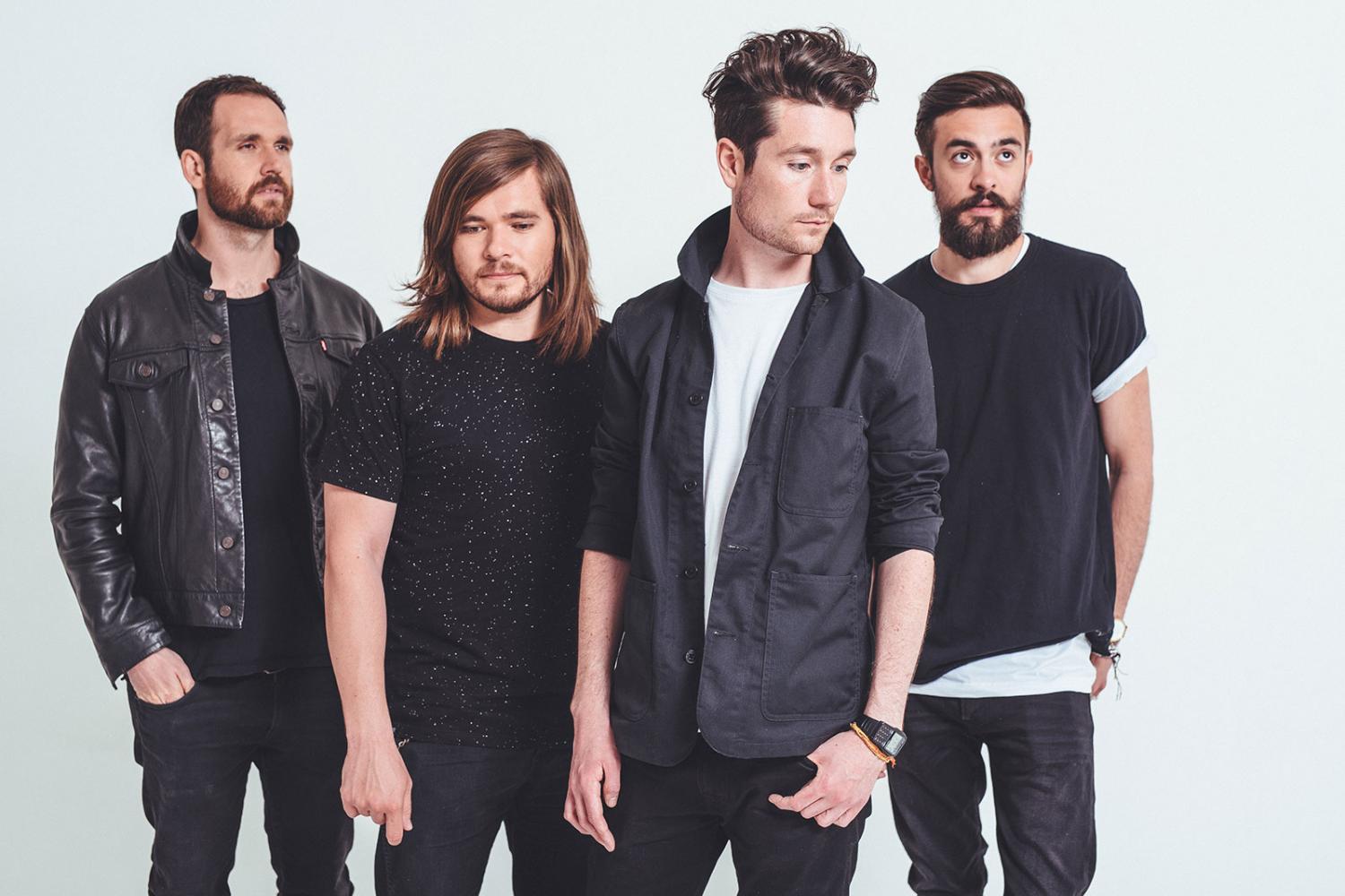 Saiba mais sobre o terceiro álbum do Bastille | Indieoclock