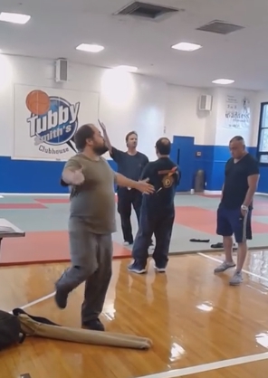 Ron Collins Facts: Gong Sau Interruptus: Don Roley Humiliates Fraud ...