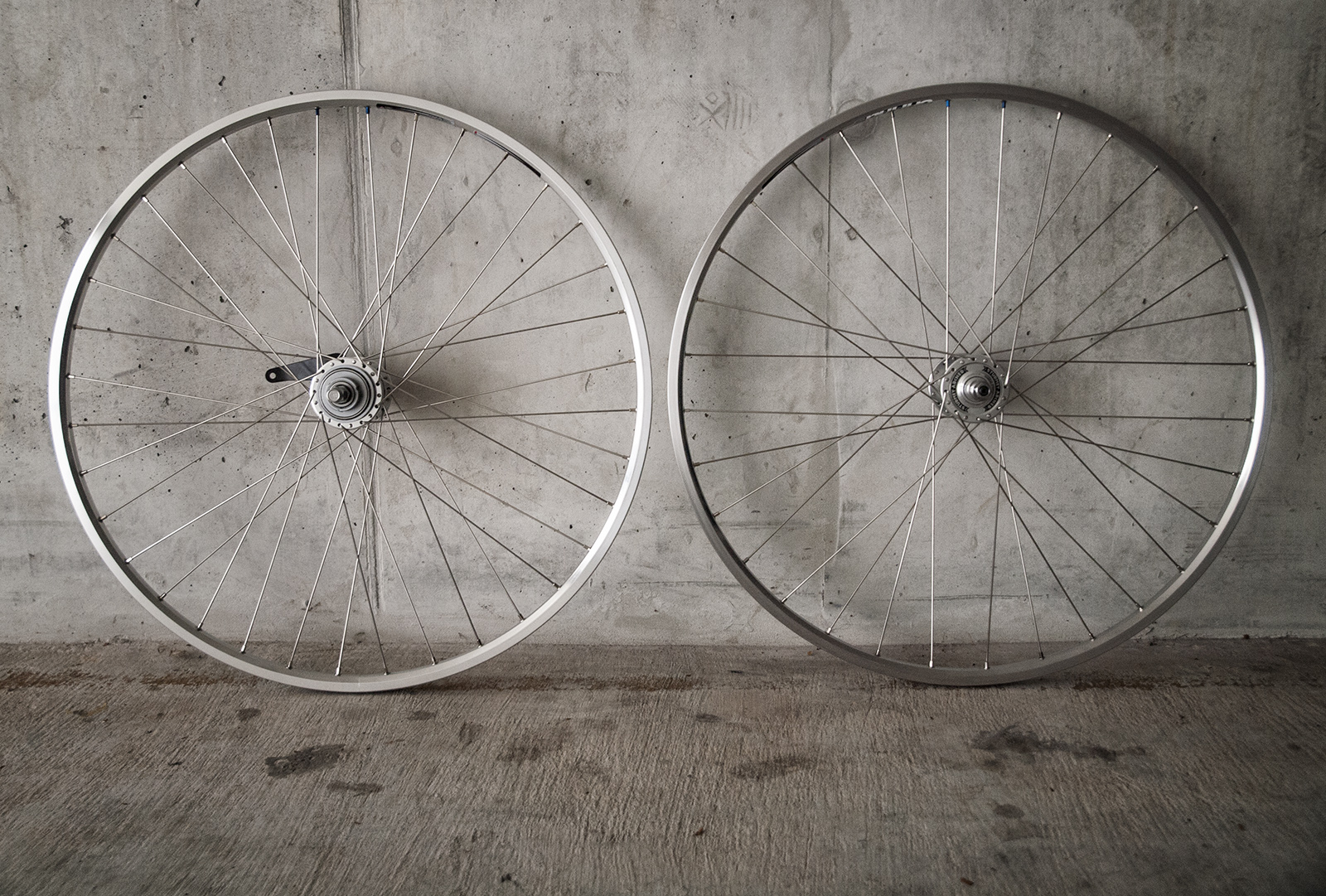 Blackcat wheels: Classic steel city bike & wheels project