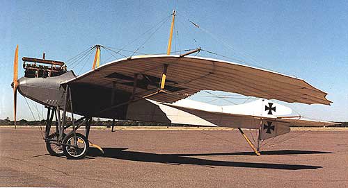 FDRA - Fuerza Aérea: Caza: Etrich-Rumpler Taube