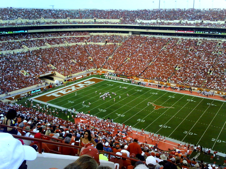 Longhorns Round-Up: Texas Memorial Stadium