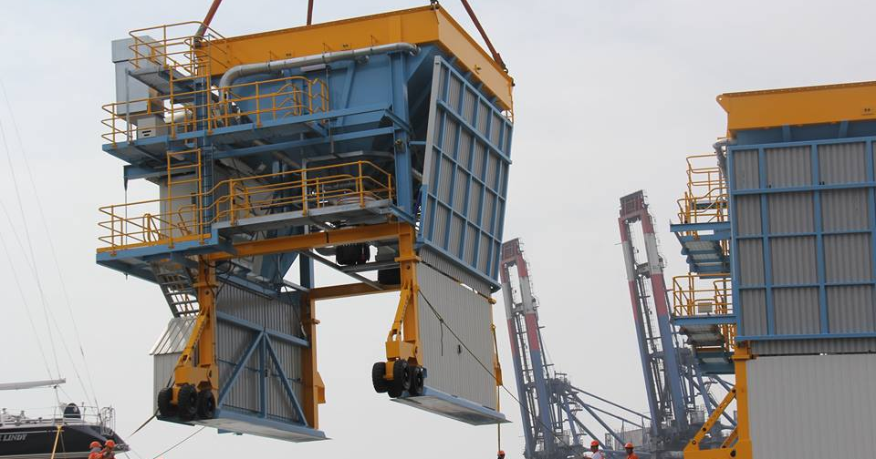 DESARROLLO PERUANO: Callao: el Muelle Norte se Equipa cada vez Mejor