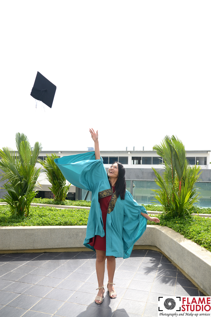 Flame Graduation Photography Studio: (69) Graduation Convocation Family ...