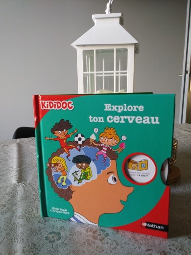 Mams De Deux Bambinos: Explore ton cerveau Livre animé Kididoc Nathan