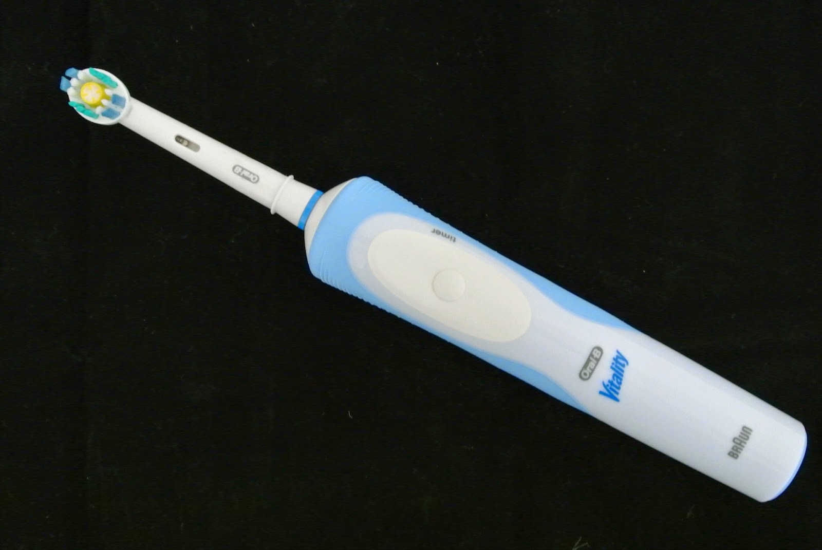 Consumer Review: Naive review : Braun Oral-B Vitality Electric Toothbrush