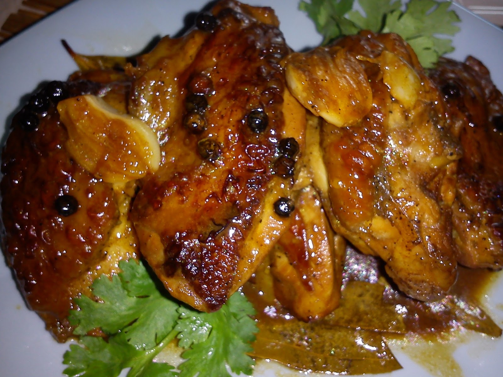 Cooking Pleasure: CHICKEN ADOBO