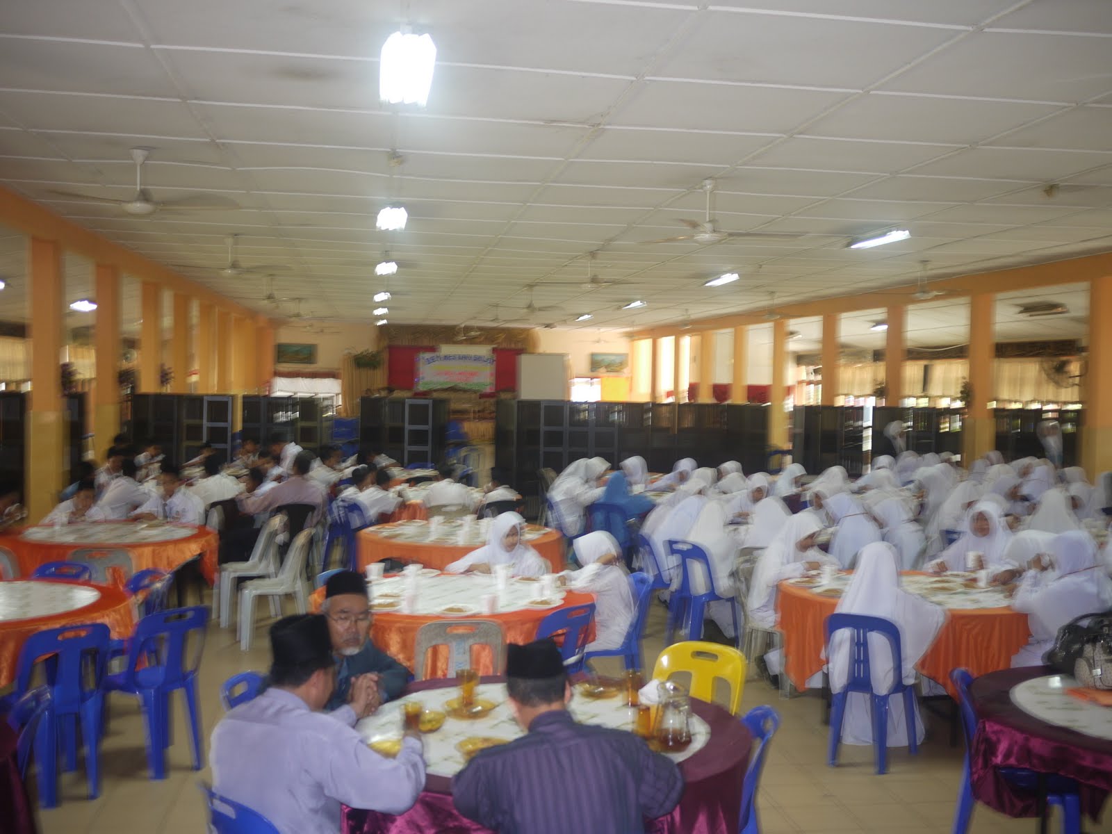 ALBUM BADAR SMKA WATANIAH MACHANG,KELANTAN.: Kem Cakna Solat 2011