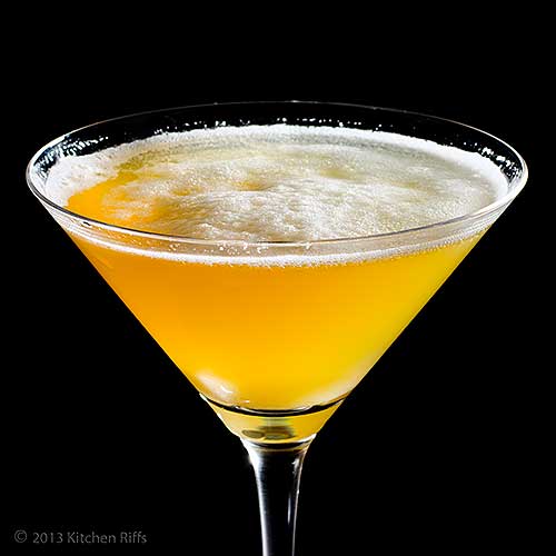 Kitchen Riffs: The Algonquin Cocktail