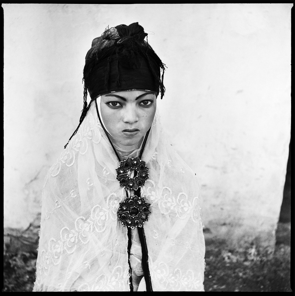 Vintage Portraits of Algerian Women Who Were Forced to Remove Their ...
