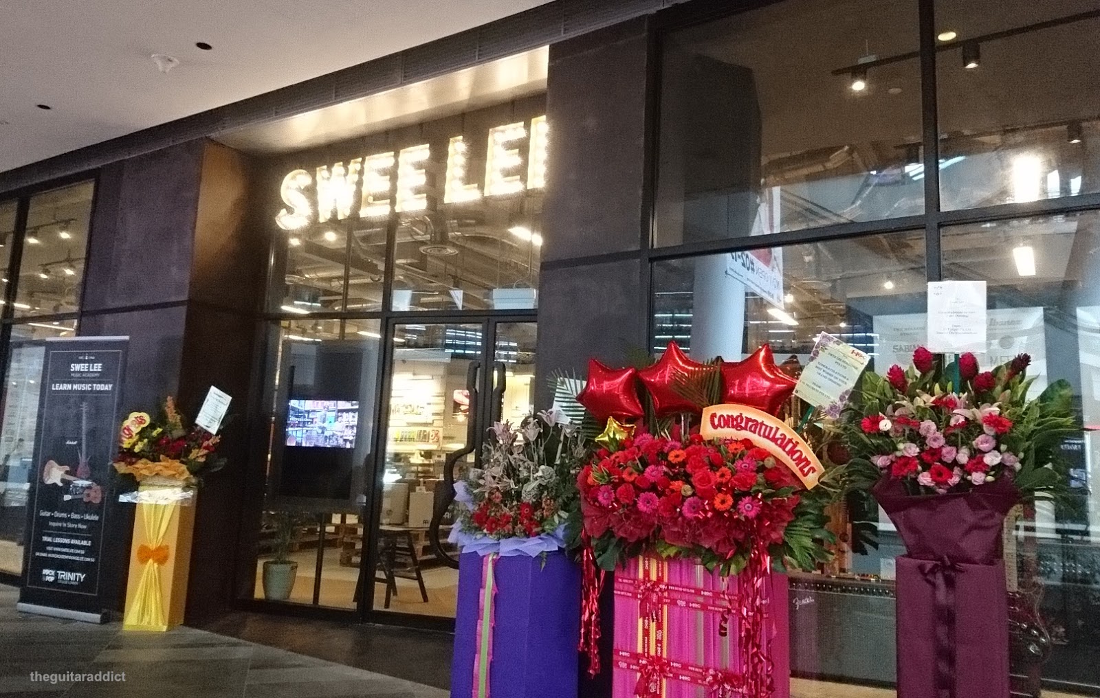 theGUITARaddict: Swee Lee @ Star Vista (2)