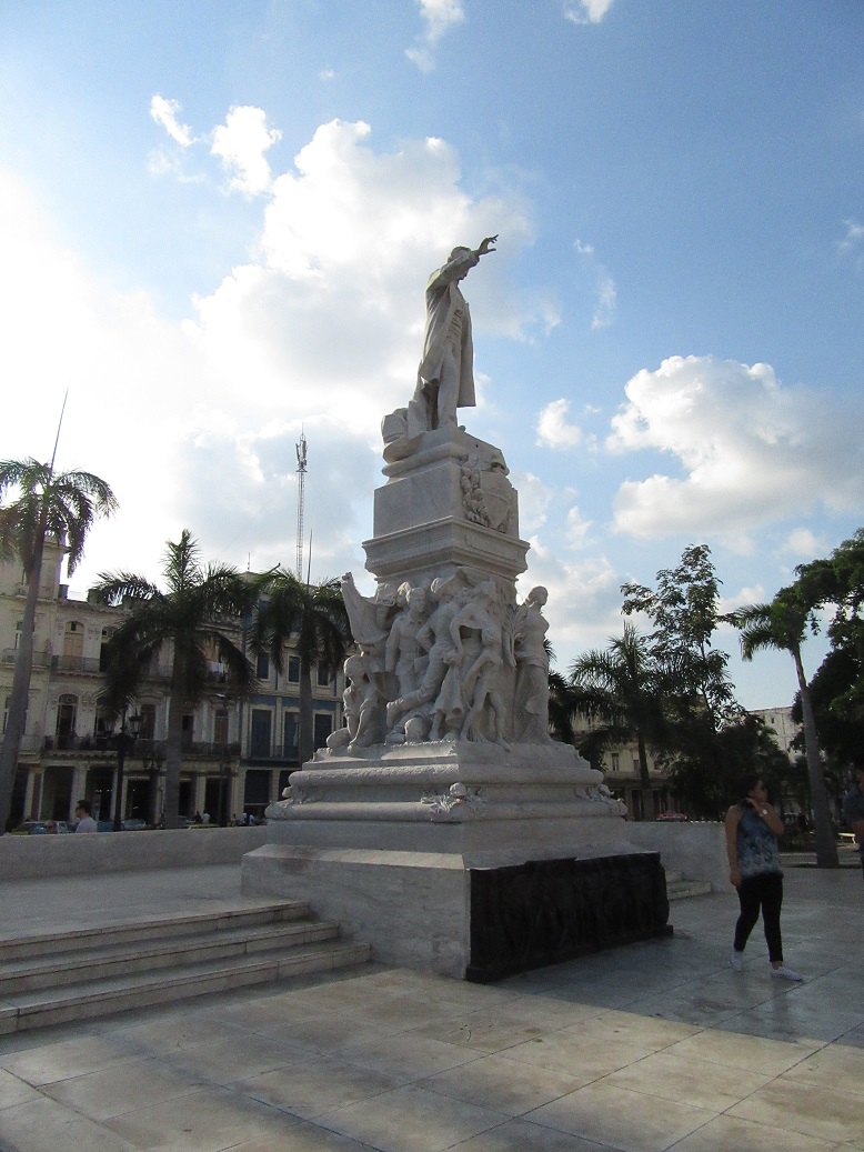 Cuban Cigars, Culture & Lifestyle: Statues and Monuments of Havana (2018)