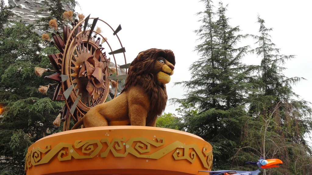 The Disneyland Traveler Blog: Mickey's Soundsational Parade Is Well ...