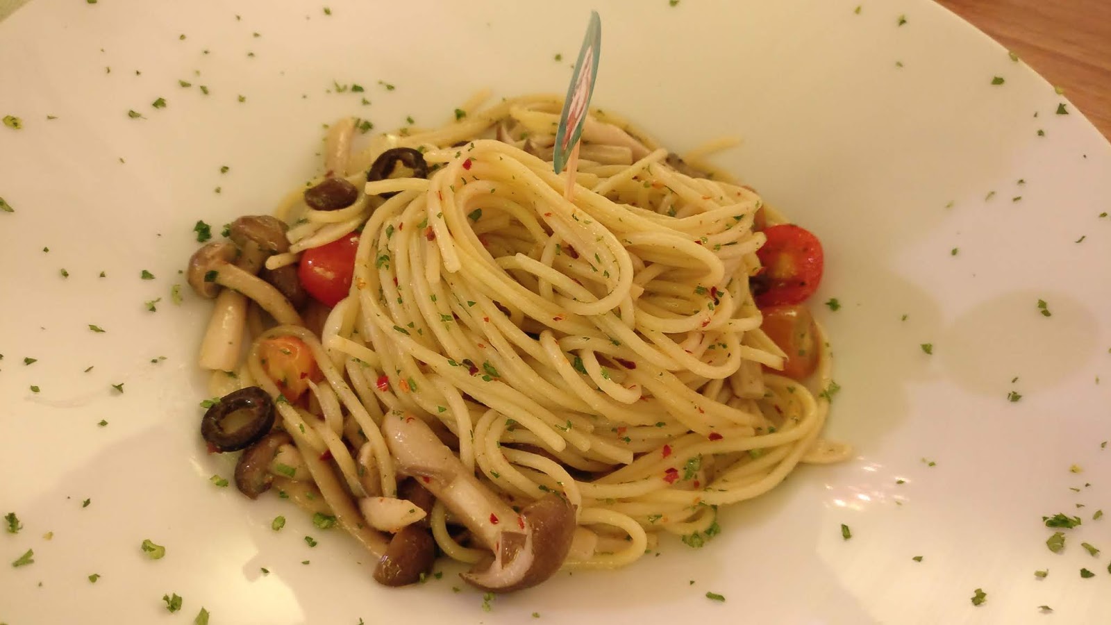 It's About Food!!: Acupaday @ Solaria Square