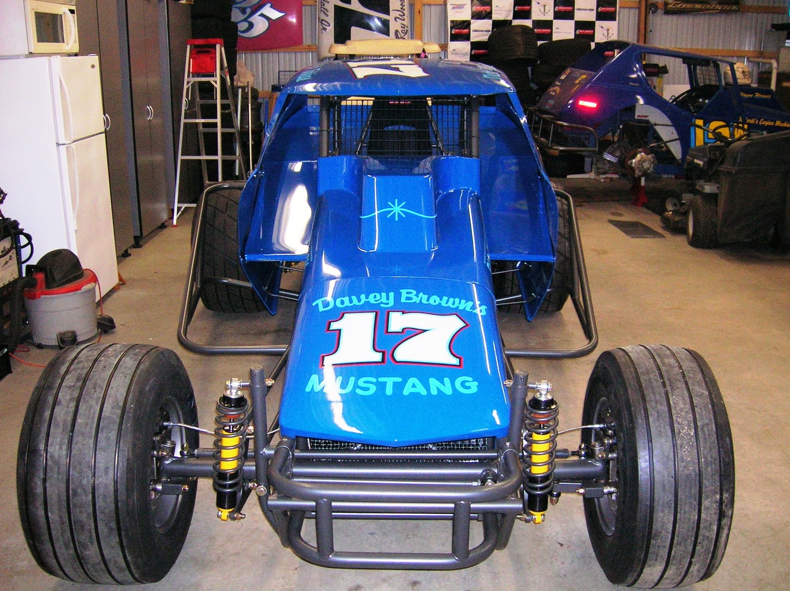 RUB RAILS & ROOSTER TAILS: TOBIAS FAMILY TRIBUTE AT MOTORSPORTS 2012