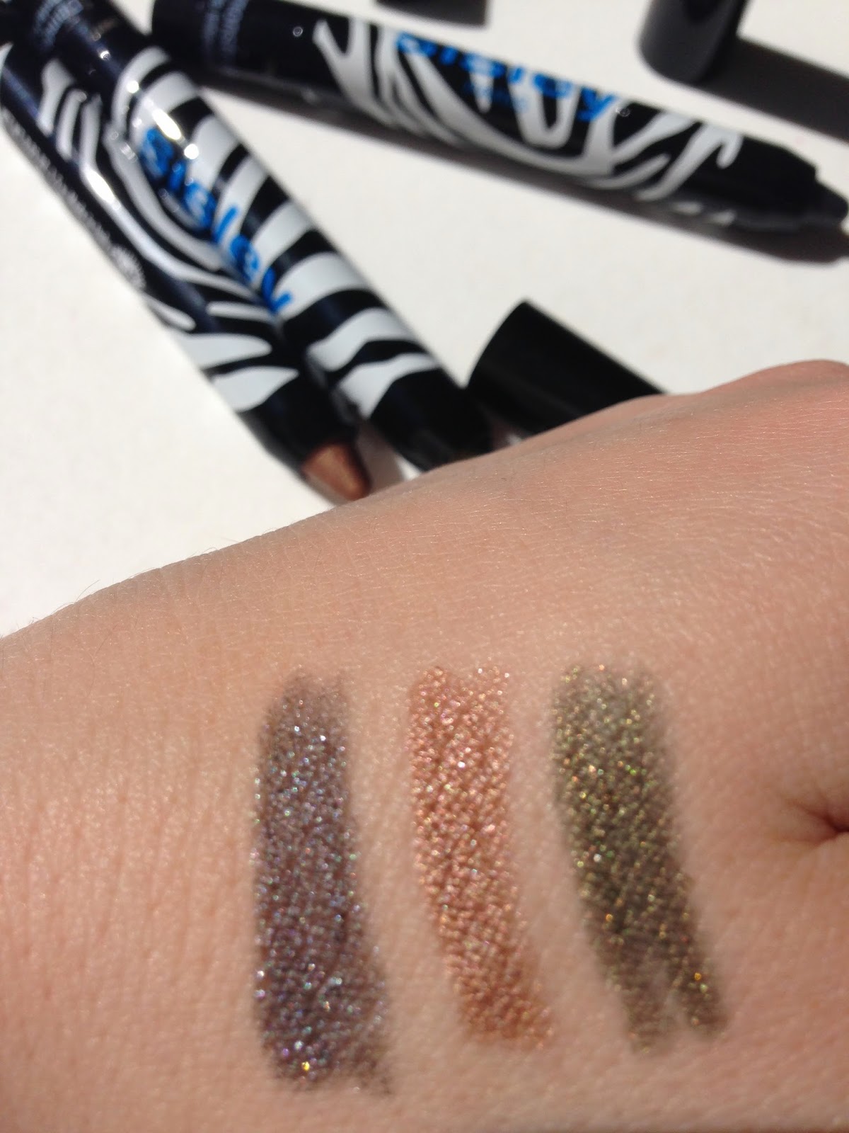 stuff I truly love: Sisley Phyto-Eye Twist Topaze, Khaki, Steel