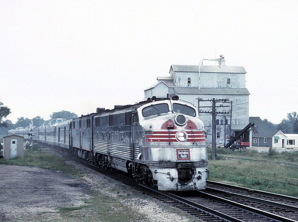 Railfan44's Railroad Photo Essays: the stories behind the pictures: EMD ...