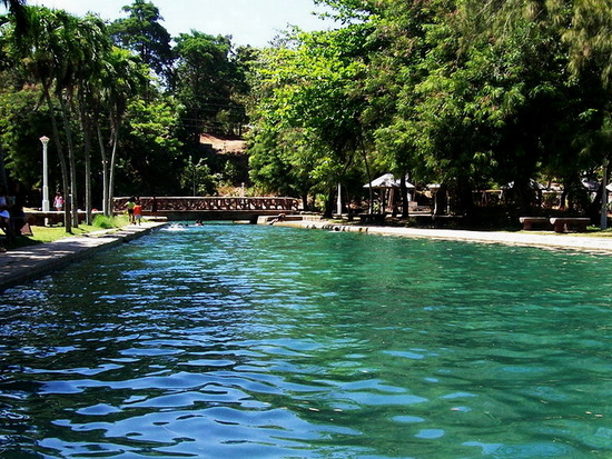 Capilay Spring Park: Capilay Spring Park