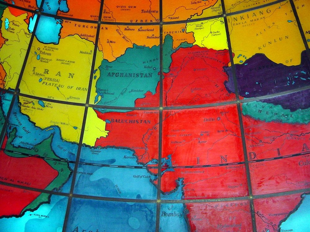 Mapparium: The World’s Only Inside-Out Globe - STATIONGOSSIP