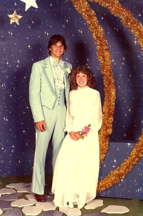 Great Pictures: Awkward Prom Photos From The 90's