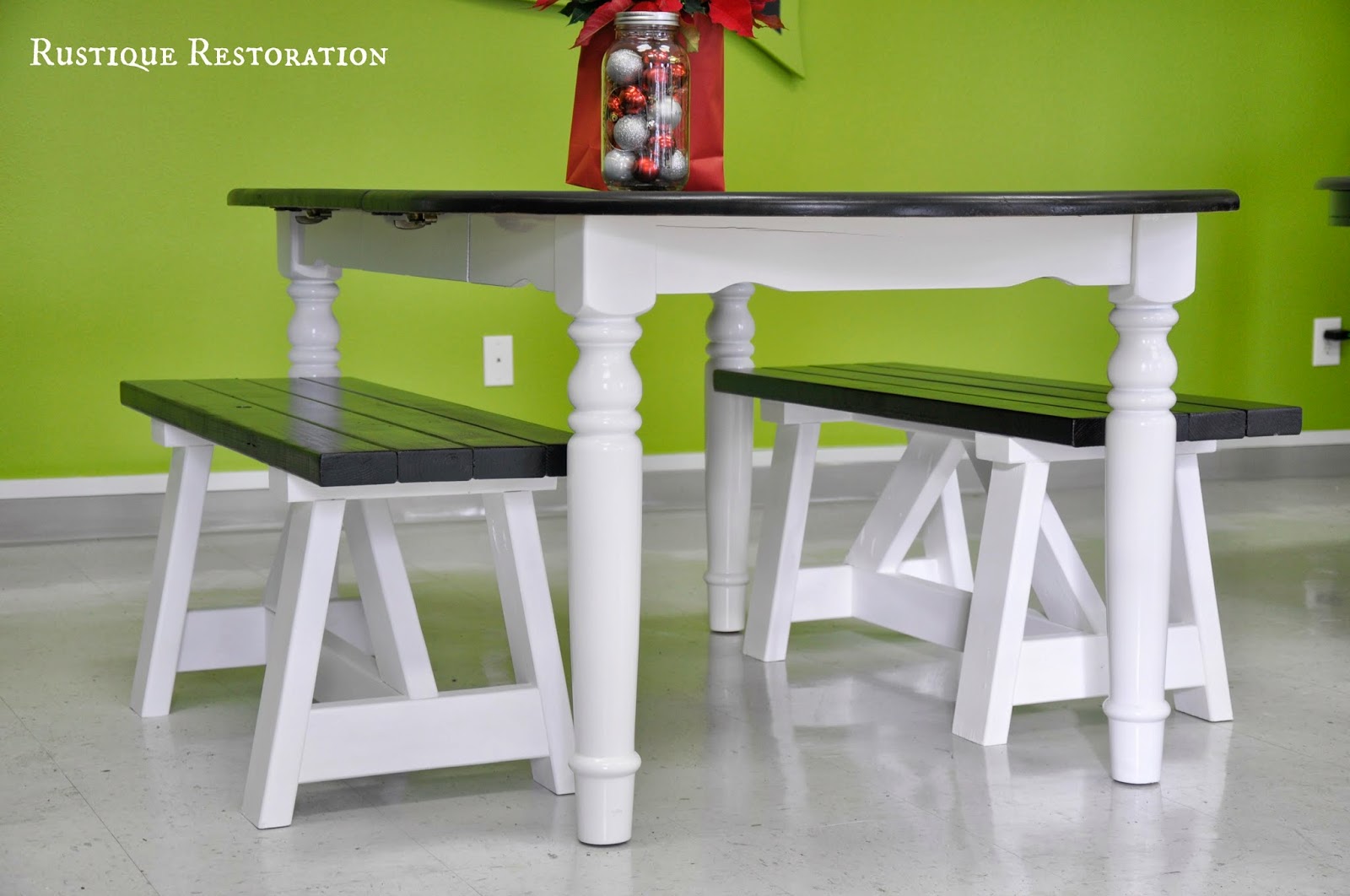 Rustique Restoration: Custom Benches.. and a New Restaurant In Town!