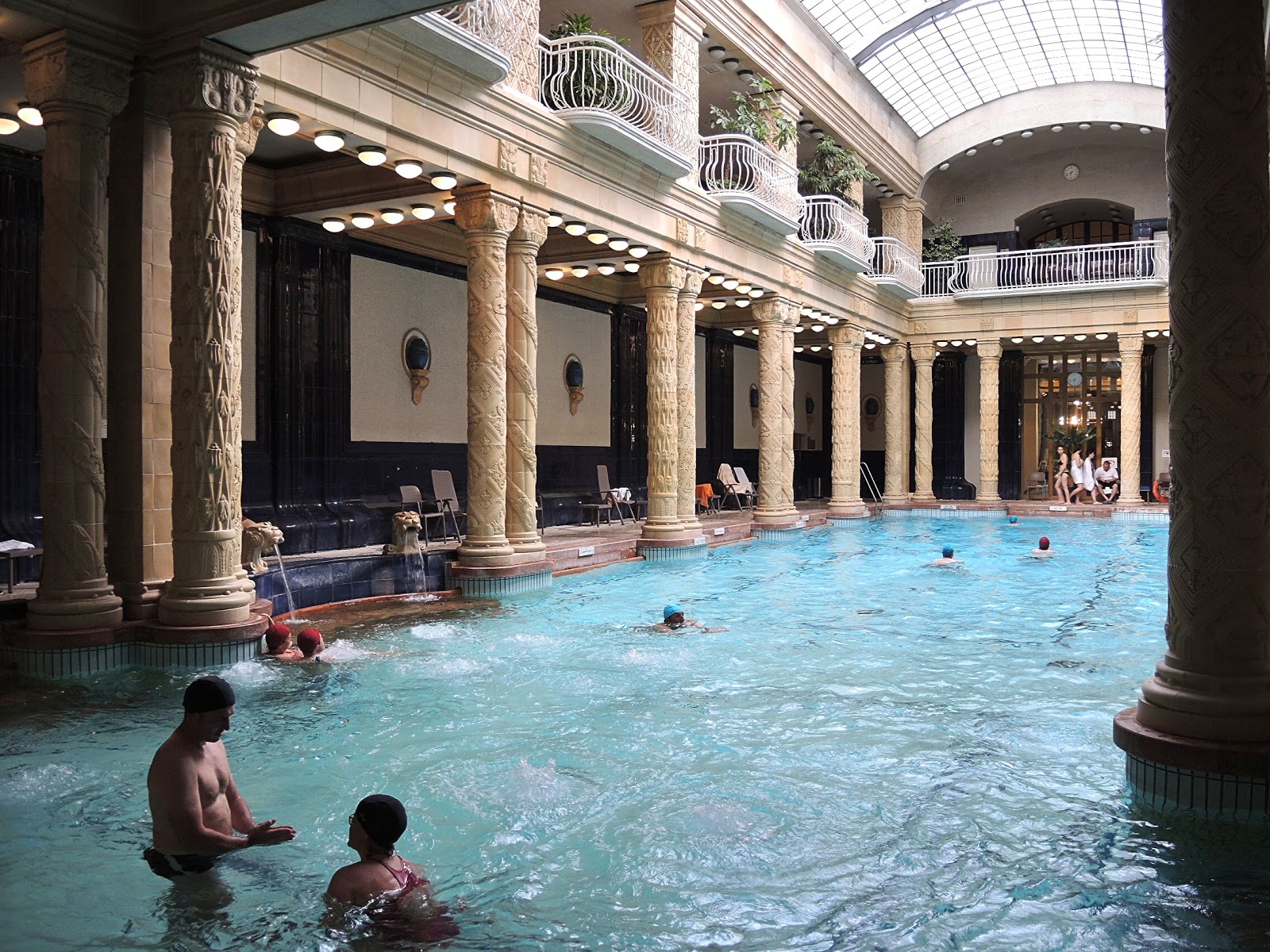 Moois van ' M(i)e': Boedapest: relaxen in Gellértbad