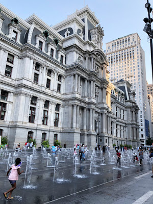 The Best Instagram Spots in Philly - The Blondissima