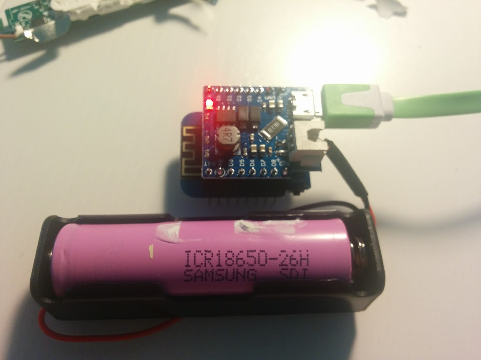 Wemos D1 Mini Battery Shield Schematic