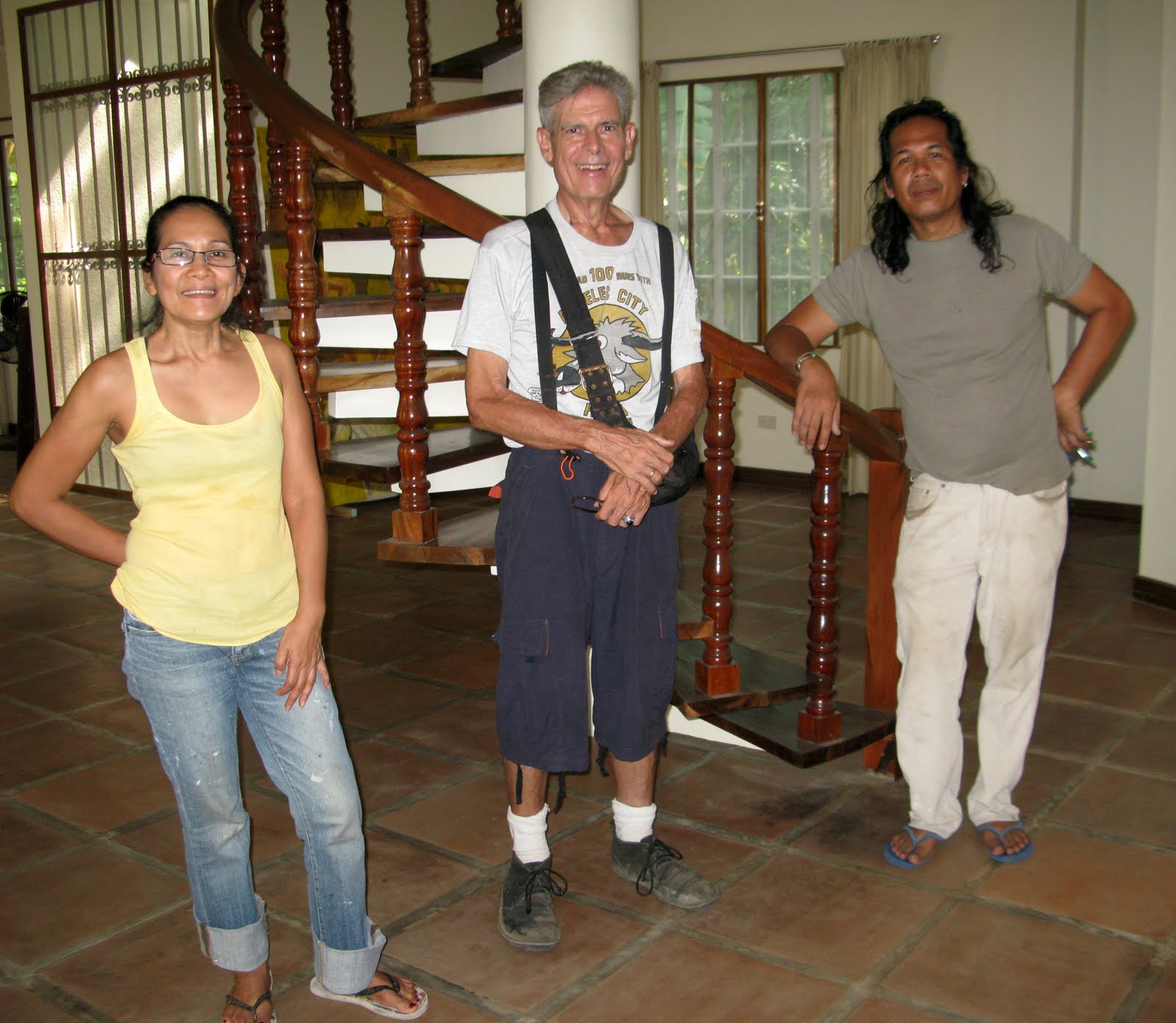 Silver Lite: Mariyah Gallery in Dumaguete