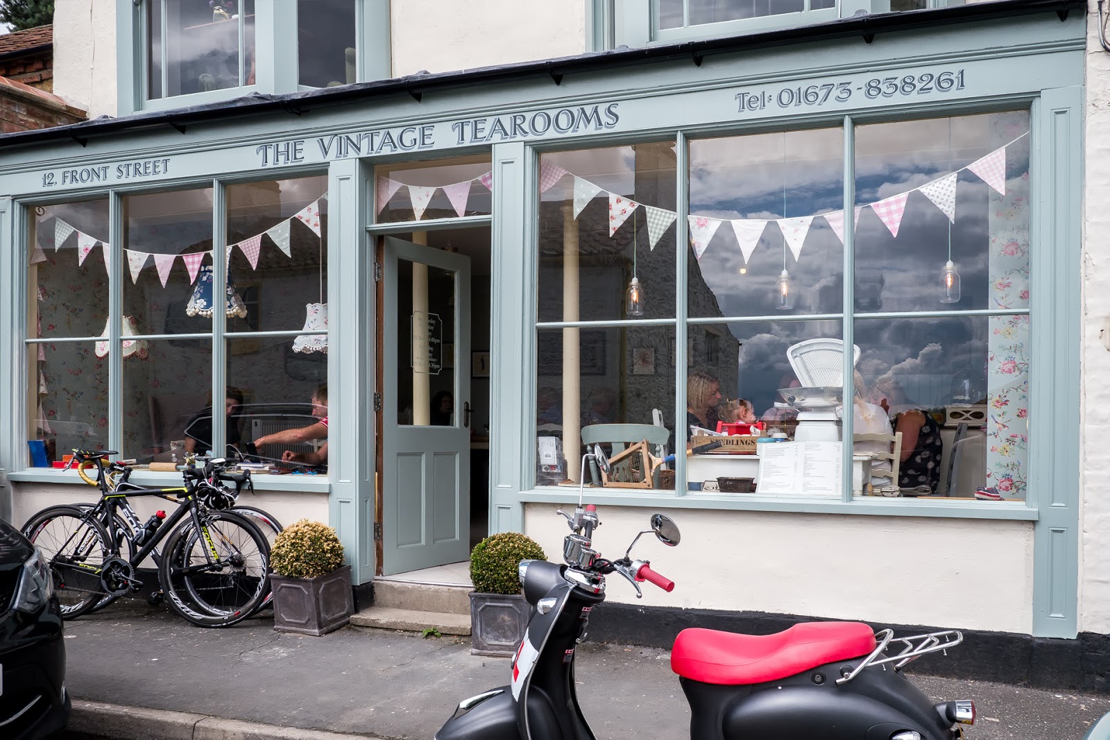 Lincolnshire Cam: Tealby village in Lincolnshire. (4 of 4)