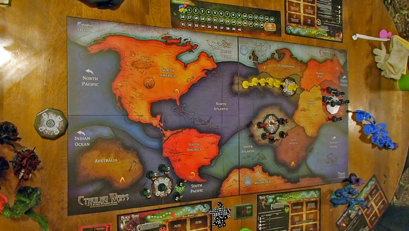 Cthulhu Wars Review - Points of Light