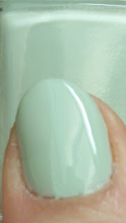 Lacquer Ninja: Essie: Absolutely Shore