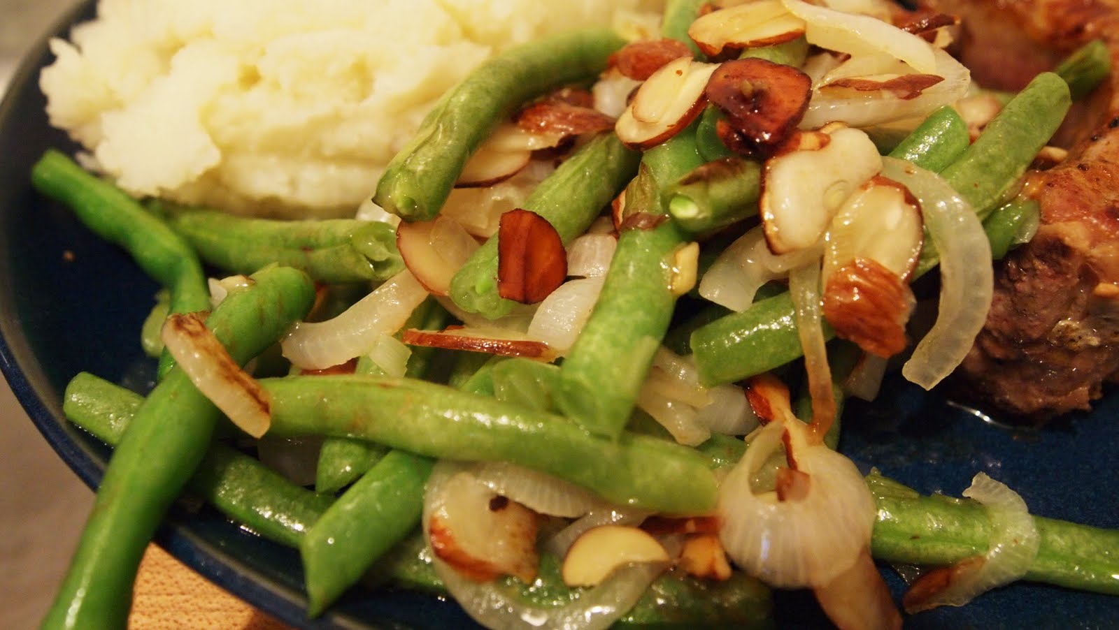 Things I Put In My Mouth: Pork Chops, Green Beans & Mashed Potato ...