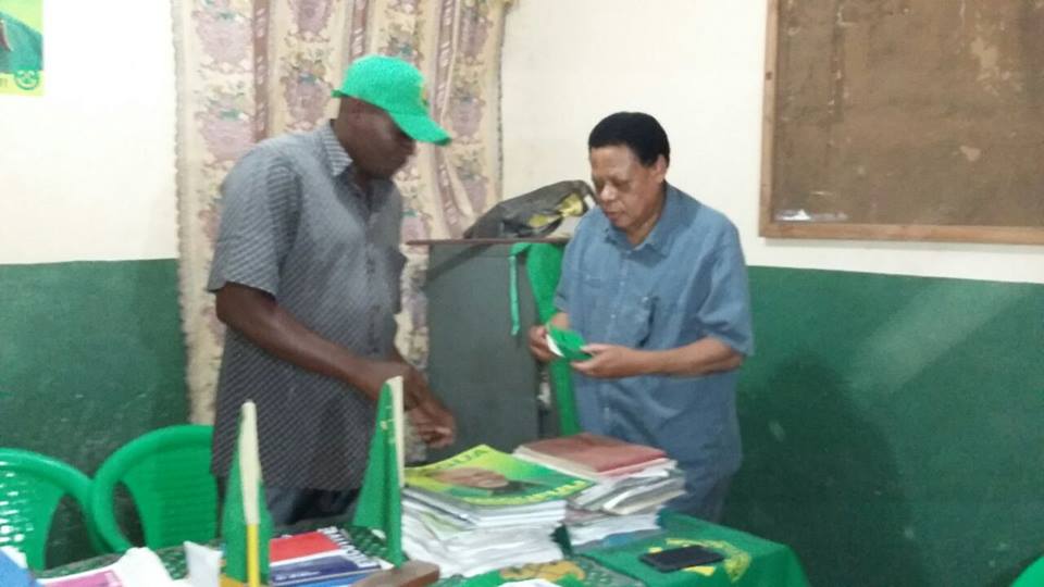 NURU THE LIGHT: JUMA MWAPACHU AKIRUDISHA KADI YAKE YA UANACHAMA ...