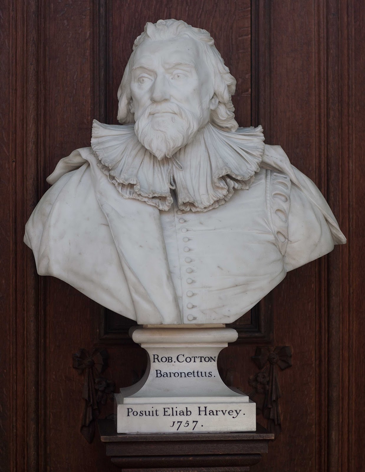 Bath, Art and Architecture: Bust of Sir Robert Cotton in the Wren ...