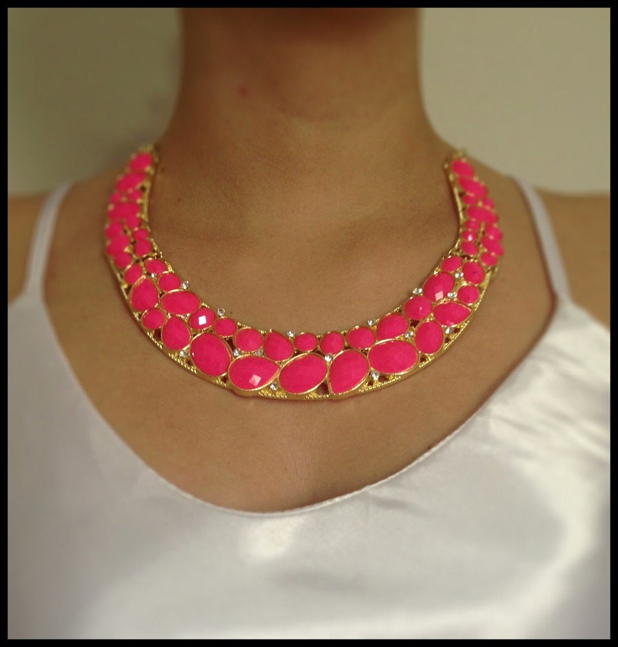 MULHER BEM SUCEDIDA: MAX COLAR