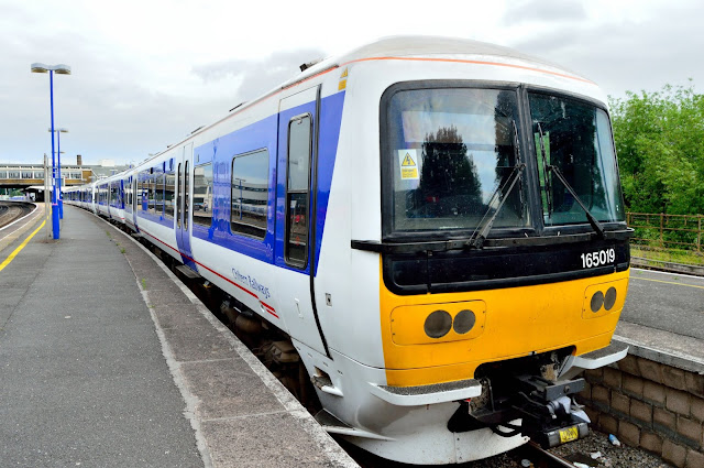 'Along These Tracks' Train Photos Site : Photo Class 165019 Chiltern ...
