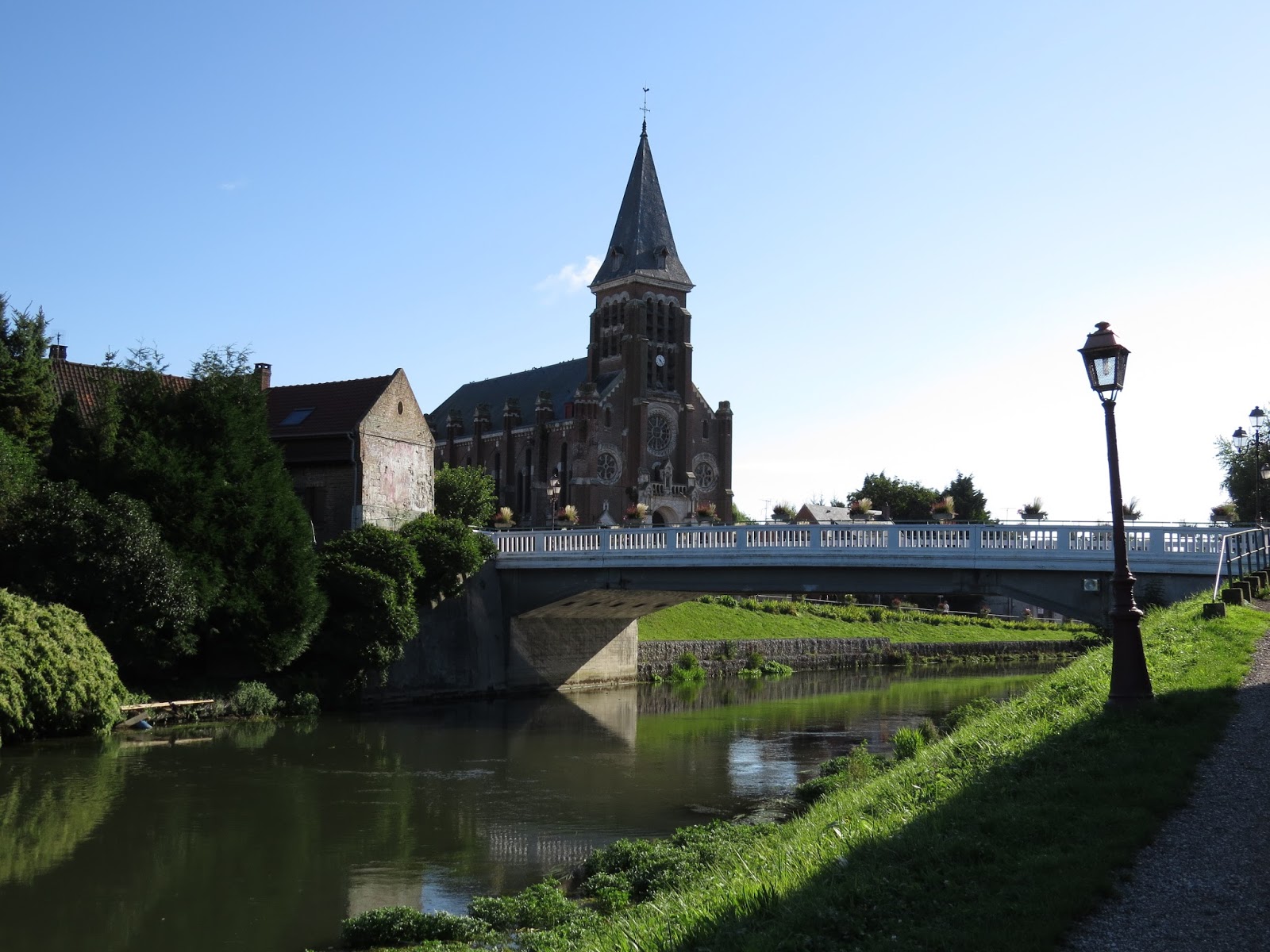 L'Envol du Lucane - Le blog d'OLEM: Chemin de halage le long de la ...