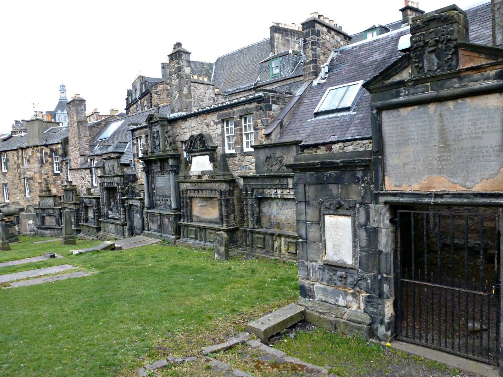 cassandra marie: edinburgh, scotland.