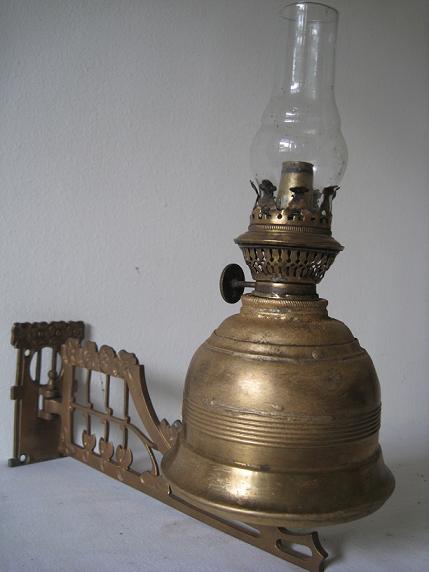 TOKO ANTIEK RETRO: ANTIQUE - ART DECO OIL WALL LAMP / LAMPU MINYAK ...