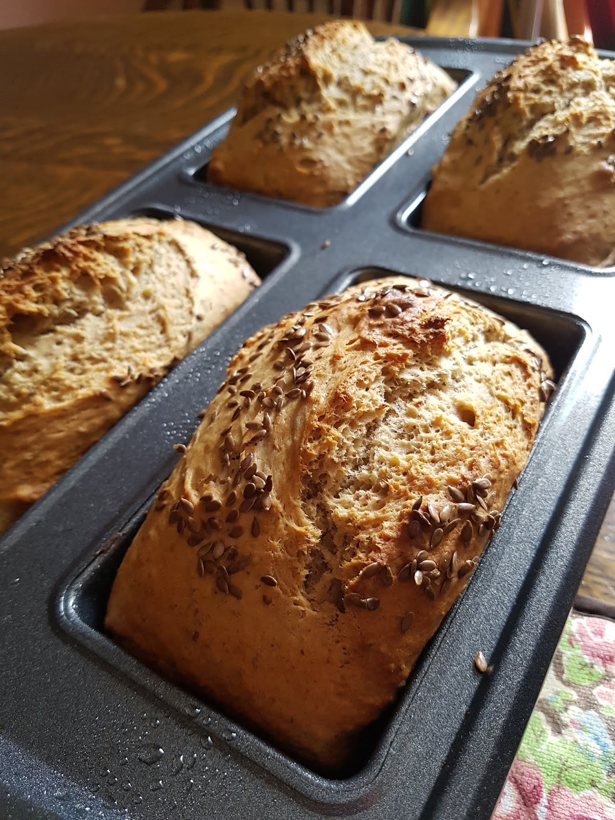Les douceurs de genny: PAIN AUX BANANES BON MATIN Les douceurs de genny: PAIN AUX BANANES BON MATIN
