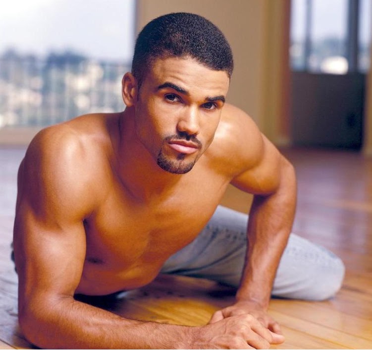 Loving Moore: SHEMAR MOORE Featured Photo 7/28