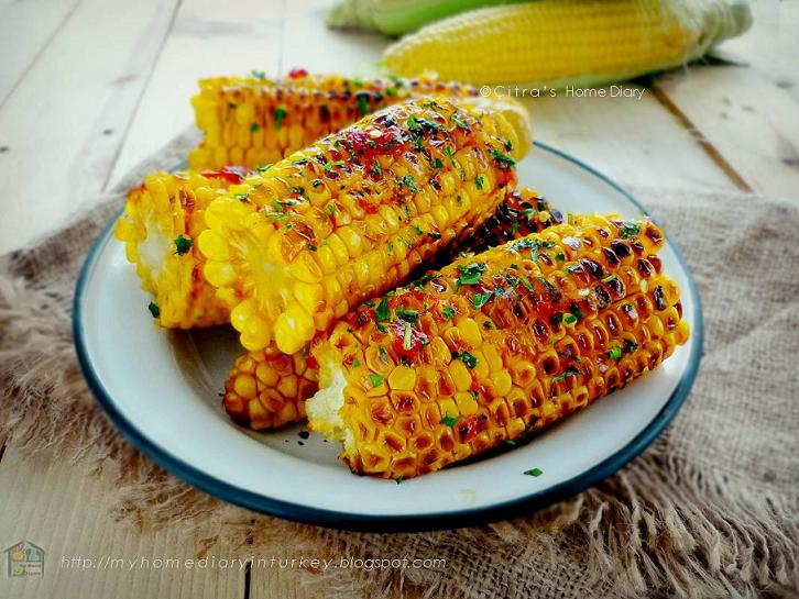 Citra's Home Diary: Spicy Honey Garlic Grilled Corn on the cob
