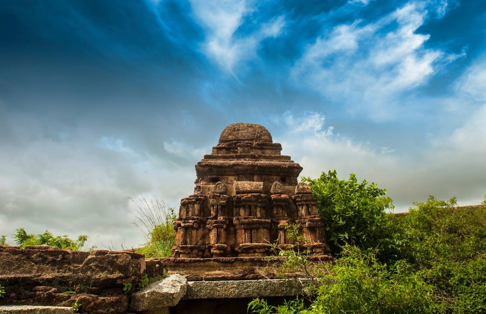 Day trek to Gudibande Fort and Avalabetta Hillock