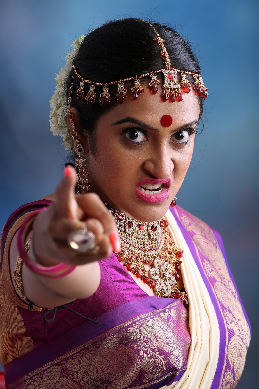 Sivagami Movie Latest Stills - Latest Movie Updates, Movie Promotions ...