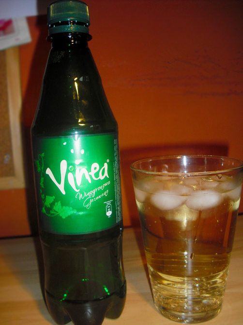 moher_: Recenzja: Musujący napój winogronowy Vinea!