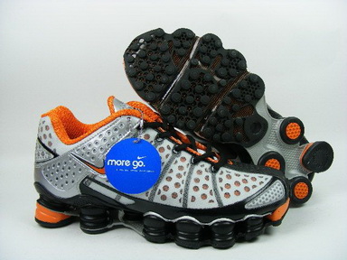 @ Imagens e Fotografias de: Fotos dos Tênis Nike Shox-TL3