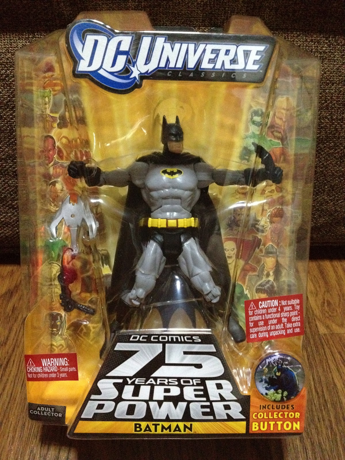 Freezm80's Toyz: DC UNIVERSE CLASSICS 6" FIGURE BATMAN